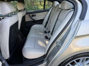 Brown BMW 318 2008 in Utena, with an engine capacity of 2.00 L and mileage of 292 thousand km for 3990 €, photo 23 on AUTOMOTO.COM.LV