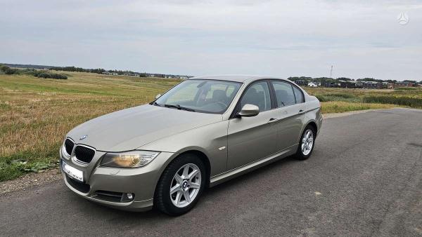 Brūns BMW 318 2009 Kauņa, ar dzinēja tilpumu 2.00 L un nobraukumu 208 tūkst. km par 3700 €, foto 3 vietnē AUTOMOTO.COM.LV
