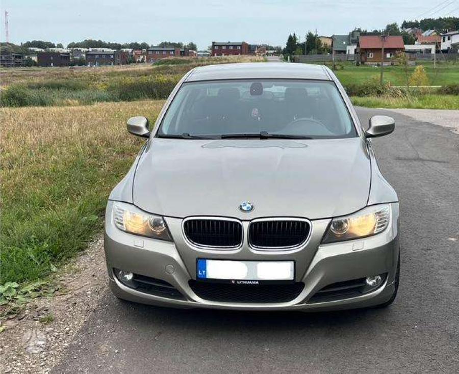 Brown BMW 318 2009 in Kaunas, with an engine capacity of 2.00 L and mileage of 208 thousand km for 3700 €, photo 10 on AUTOMOTO.COM.LV