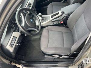 Brown BMW 318 2009 in Kaunas, with an engine capacity of 2.00 L and mileage of 208 thousand km for 3700 €, photo 13 on AUTOMOTO.COM.LV