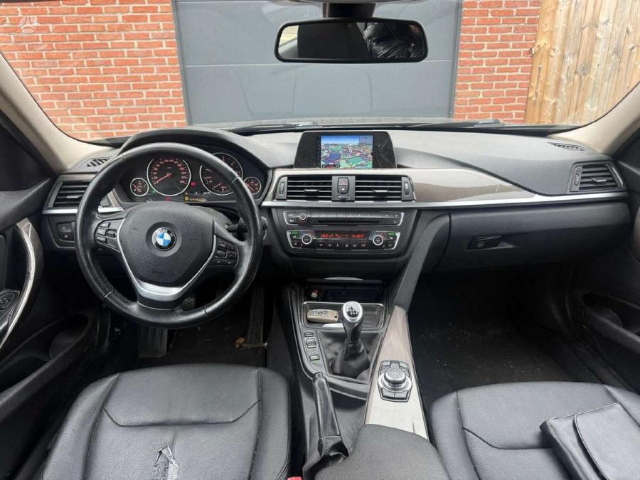 Brūns BMW 318 2013 Šauļi, ar dzinēja tilpumu 2.00 L un nobraukumu 215 tūkst. km par 6100 €, foto 4 vietnē AUTOMOTO.COM.LV