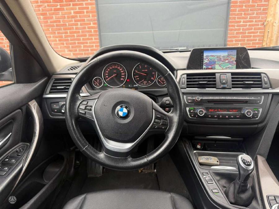 Brūns BMW 318 2013 Šauļi, ar dzinēja tilpumu 2.00 L un nobraukumu 215 tūkst. km par 6100 €, foto 5 vietnē AUTOMOTO.COM.LV