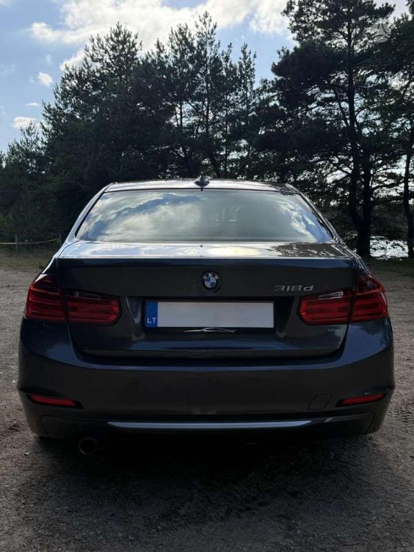 Brūns BMW 318 2013 Palanga, ar dzinēja tilpumu 2.00 L un nobraukumu 258 tūkst. km par 7600 €, foto 4 vietnē AUTOMOTO.COM.LV
