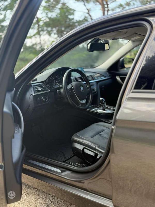 Brūns BMW 318 2013 Palanga, ar dzinēja tilpumu 2.00 L un nobraukumu 258 tūkst. km par 7600 €, foto 5 vietnē AUTOMOTO.COM.LV