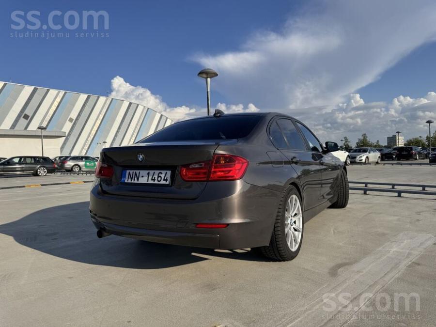Brown BMW 318 2014 in Riga, with an engine capacity of 2.00 L and mileage of 290 thousand km for 9000 €, photo 3 on AUTOMOTO.COM.LV