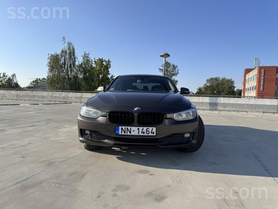 Brown BMW 318 2014 in Riga, with an engine capacity of 2.00 L and mileage of 290 thousand km for 9000 €, photo 4 on AUTOMOTO.COM.LV