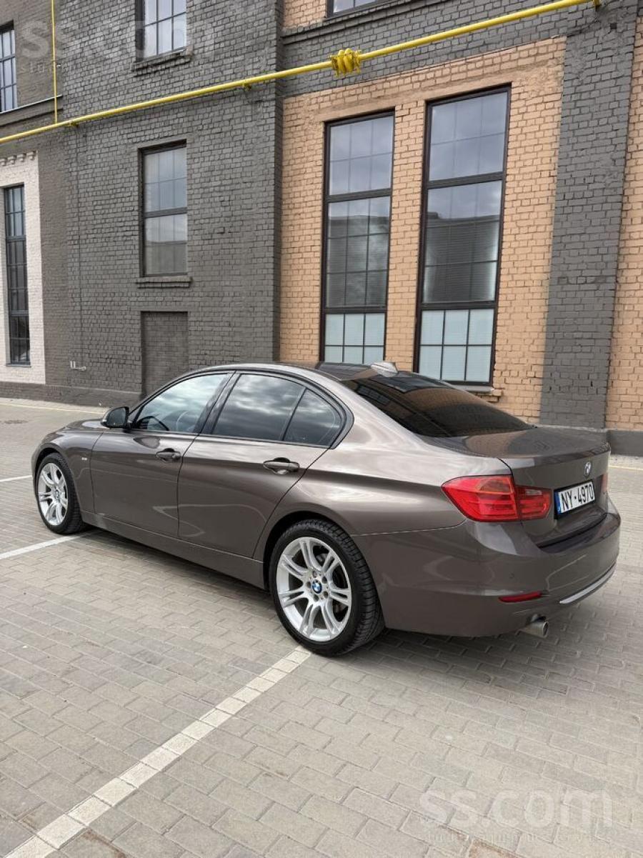 Brown BMW 318 2014 in Riga, with an engine capacity of 2.00 L and mileage of 173 thousand km for 8980 €, photo 1 on AUTOMOTO.COM.LV
