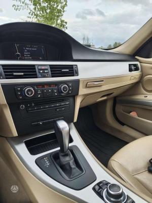 Brūns BMW 318 2011 Šauļi, ar dzinēja tilpumu 2.00 L un nobraukumu 247 tūkst. km par 4250 €, foto 17 vietnē AUTOMOTO.COM.LV