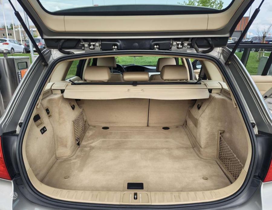 Brūns BMW 318 2011 Šauļi, ar dzinēja tilpumu 2.00 L un nobraukumu 247 tūkst. km par 4250 €, foto 20 vietnē AUTOMOTO.COM.LV