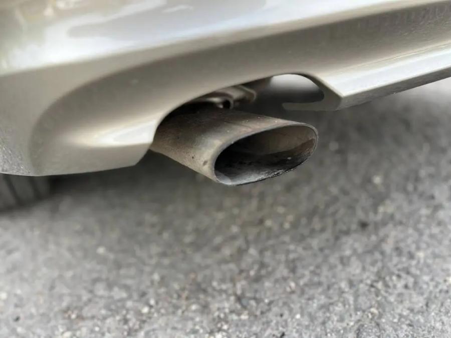 Brūns BMW 318 2011 Liepāja, ar dzinēja tilpumu 2.00 L un nobraukumu 273 tūkst. km par 4150 €, foto 28 vietnē AUTOMOTO.COM.LV