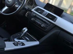 Brown BMW 318 2013 in Jurmala, with an engine capacity of 2.00 L and mileage of 245 thousand km for 4500 €, photo 14 on AUTOMOTO.COM.LV