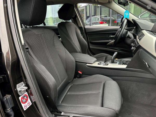 Brown BMW 318 2017 in Kaunas, with an engine capacity of 1.50 L and mileage of 214 thousand km for 9200 €, photo 8 on AUTOMOTO.COM.LV