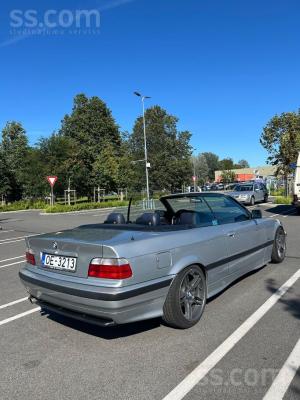 BMW 318 1995 in Riga, with an engine capacity of 2.50 L and mileage of 163 thousand km for 4900 €, photo 6 on AUTOMOTO.COM.LV