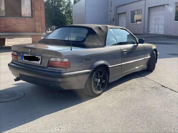 BMW 318 1997 in Marijampole, with an engine capacity of 1.80 L and mileage of 258 thousand km for 3850 €, photo 6 on AUTOMOTO.COM.LV