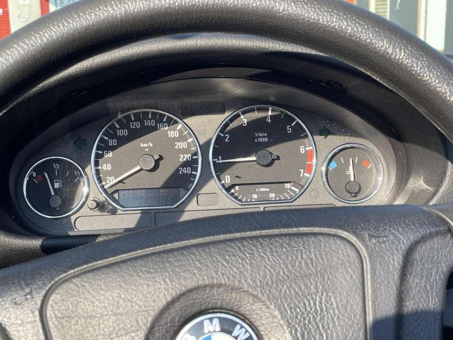 BMW 318 1997 Marijampole, ar dzinēja tilpumu 1.80 L un nobraukumu 258 tūkst. km par 3850 €, foto 11 vietnē AUTOMOTO.COM.LV