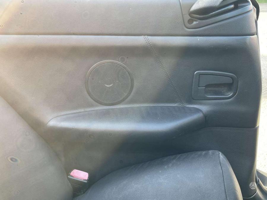 BMW 318 1997 Marijampole, ar dzinēja tilpumu 1.80 L un nobraukumu 258 tūkst. km par 3850 €, foto 24 vietnē AUTOMOTO.COM.LV