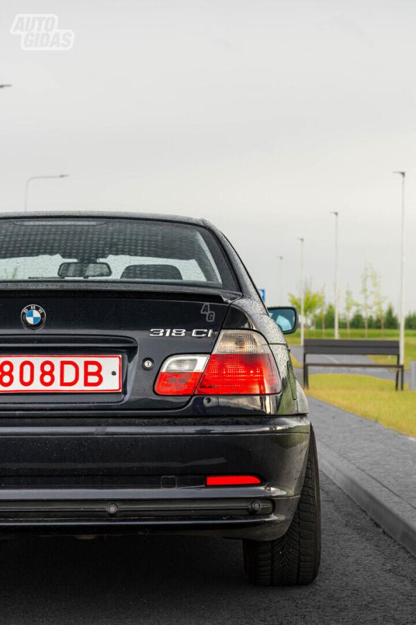 BMW 318 2002 in Marijampole, with an engine capacity of 1.80 L and mileage of 330 thousand km for 2500 €, photo 4 on AUTOMOTO.COM.LV