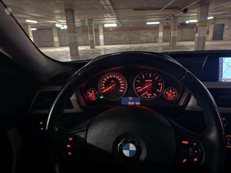 Black BMW 318 Gran Turismo 2013 in Kaunas, with an engine capacity of 2.00 L and mileage of 227 thousand km for 9600 €, photo 14 on AUTOMOTO.COM.LV