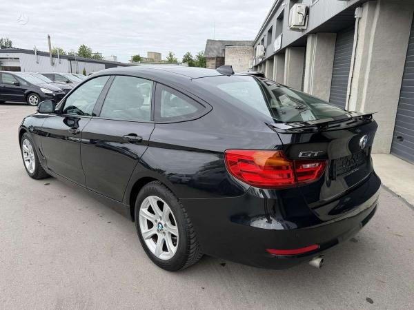 Melns BMW 318 Gran Turismo 2013 Šauļi, ar dzinēja tilpumu 2.00 L un nobraukumu 263 tūkst. km par 8300 €, foto 4 vietnē AUTOMOTO.COM.LV