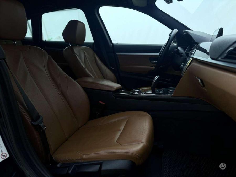 Черный БМВ 318 Gran Turismo 2013 в Вильнюс, объемом двигателя 2.00 л и пробегом 276 тыс. км за 8900 €, фото 16 на AUTOMOTO.COM.LV