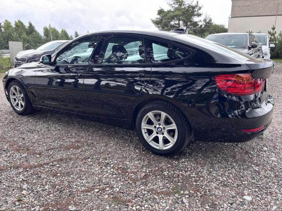 Black BMW 318 Gran Turismo 2013 in Gargzdai, with an engine capacity of 2.00 L and mileage of 254 thousand km for 8699 €, photo 9 on AUTOMOTO.COM.LV