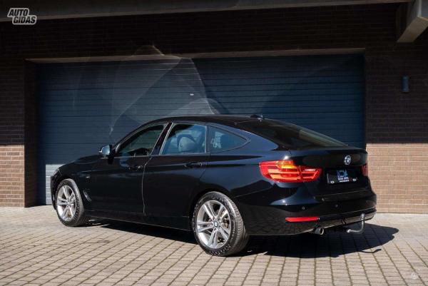 Black BMW 318 Gran Turismo 2014 in Marijampole, with an engine capacity of 2.00 L and mileage of 225 thousand km for 9250 €, photo 7 on AUTOMOTO.COM.LV