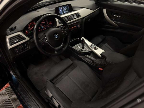Black BMW 318 Gran Turismo 2014 in Vilnius, with an engine capacity of 2.00 L and mileage of 284 thousand km for 9500 €, photo 10 on AUTOMOTO.COM.LV
