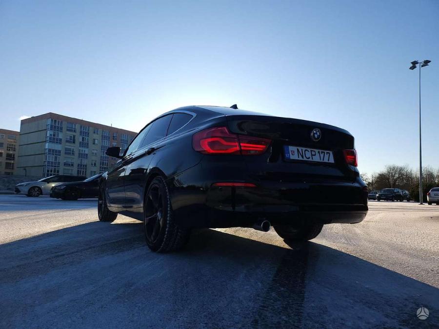 Melns BMW 318 Gran Turismo 2017 Šauļi, ar dzinēja tilpumu 2.00 L un nobraukumu 181 tūkst. km par 14250 €, foto 5 vietnē AUTOMOTO.COM.LV