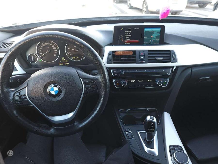 Melns BMW 318 Gran Turismo 2017 Šauļi, ar dzinēja tilpumu 2.00 L un nobraukumu 181 tūkst. km par 14250 €, foto 14 vietnē AUTOMOTO.COM.LV
