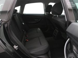 Black BMW 318 Gran Turismo 2017 in Vilnius, with an engine capacity of 2.00 L and mileage of 166 thousand km for 15599 €, photo 15 on AUTOMOTO.COM.LV