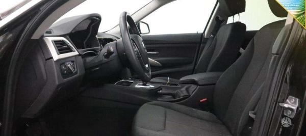 Black BMW 318 Gran Turismo 2018 in Kaunas, with an engine capacity of 2.00 L and mileage of 97 thousand km for 12900 €, photo 7 on AUTOMOTO.COM.LV