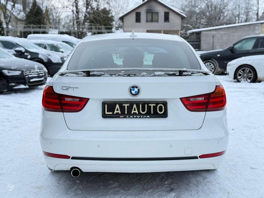 White BMW 318 Gran Turismo 2013 in Riga, with an engine capacity of 2.00 L and mileage of 349 thousand km for 8700 €, photo 7 on AUTOMOTO.COM.LV