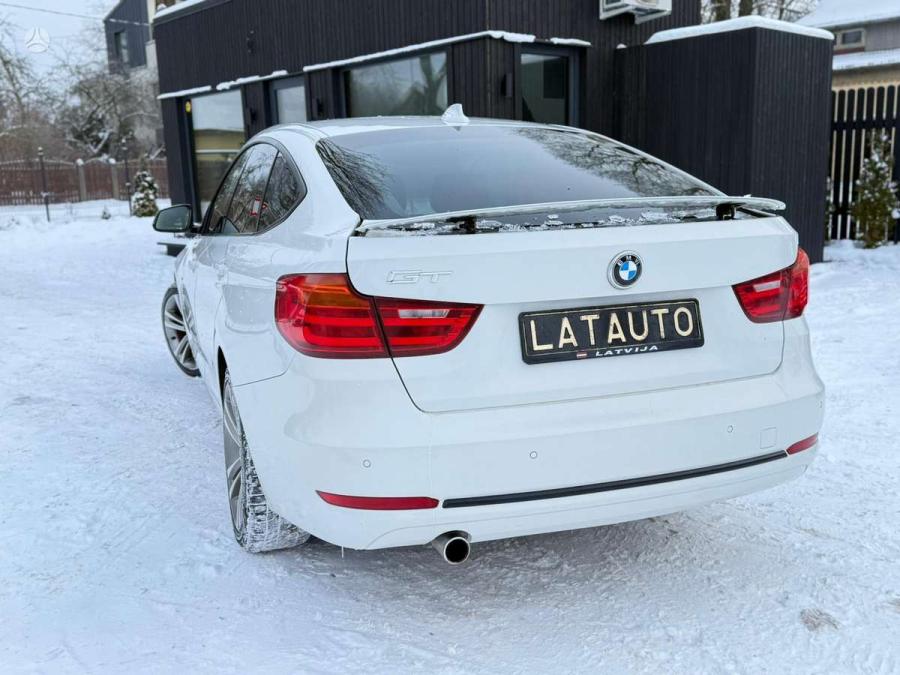 White BMW 318 Gran Turismo 2013 in Riga, with an engine capacity of 2.00 L and mileage of 349 thousand km for 8700 €, photo 8 on AUTOMOTO.COM.LV