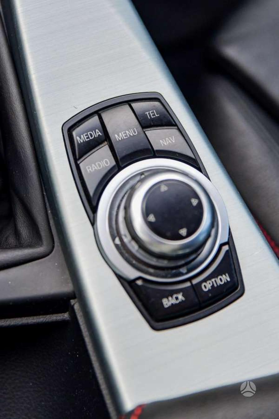 Balts BMW 318 Gran Turismo 2014 Šauļi, ar dzinēja tilpumu 2.00 L un nobraukumu 182 tūkst. km par 8599 €, foto 23 vietnē AUTOMOTO.COM.LV