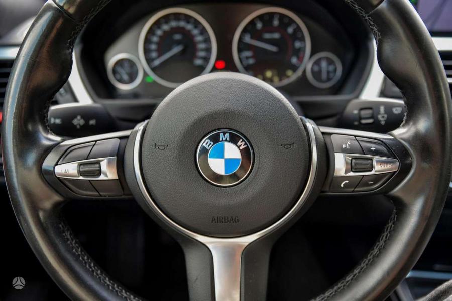 Balts BMW 318 Gran Turismo 2014 Šauļi, ar dzinēja tilpumu 2.00 L un nobraukumu 182 tūkst. km par 8599 €, foto 26 vietnē AUTOMOTO.COM.LV