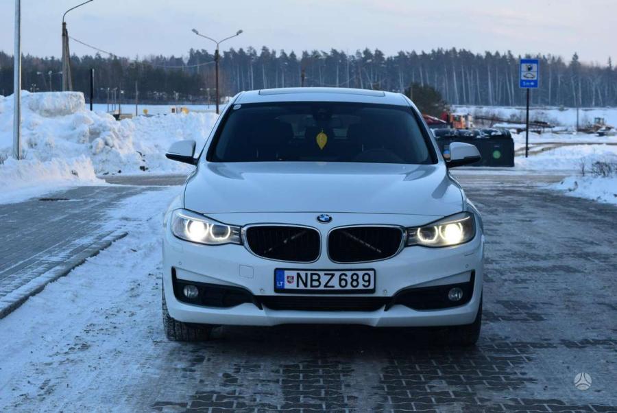 White BMW 318 Gran Turismo 2013 in Vilnius, with an engine capacity of 2.00 L and mileage of 296 thousand km for 11000 €, photo 2 on AUTOMOTO.COM.LV