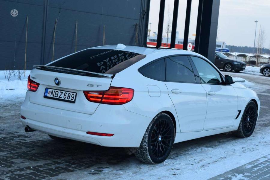 White BMW 318 Gran Turismo 2013 in Vilnius, with an engine capacity of 2.00 L and mileage of 296 thousand km for 11000 €, photo 5 on AUTOMOTO.COM.LV