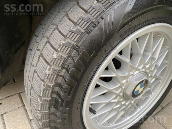 Zaļš BMW 318 1991 Rīga, ar dzinēja tilpumu 1.80 L un nobraukumu 94 tūkst. km par 11800 €, foto 5 vietnē AUTOMOTO.COM.LV