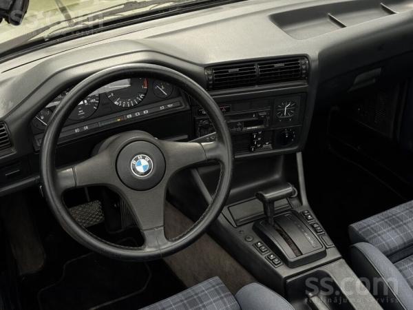 Green BMW 318 1992 in Liepaja, with an engine capacity of 1.80 L and mileage of 127 thousand km for 8400 €, photo 10 on AUTOMOTO.COM.LV