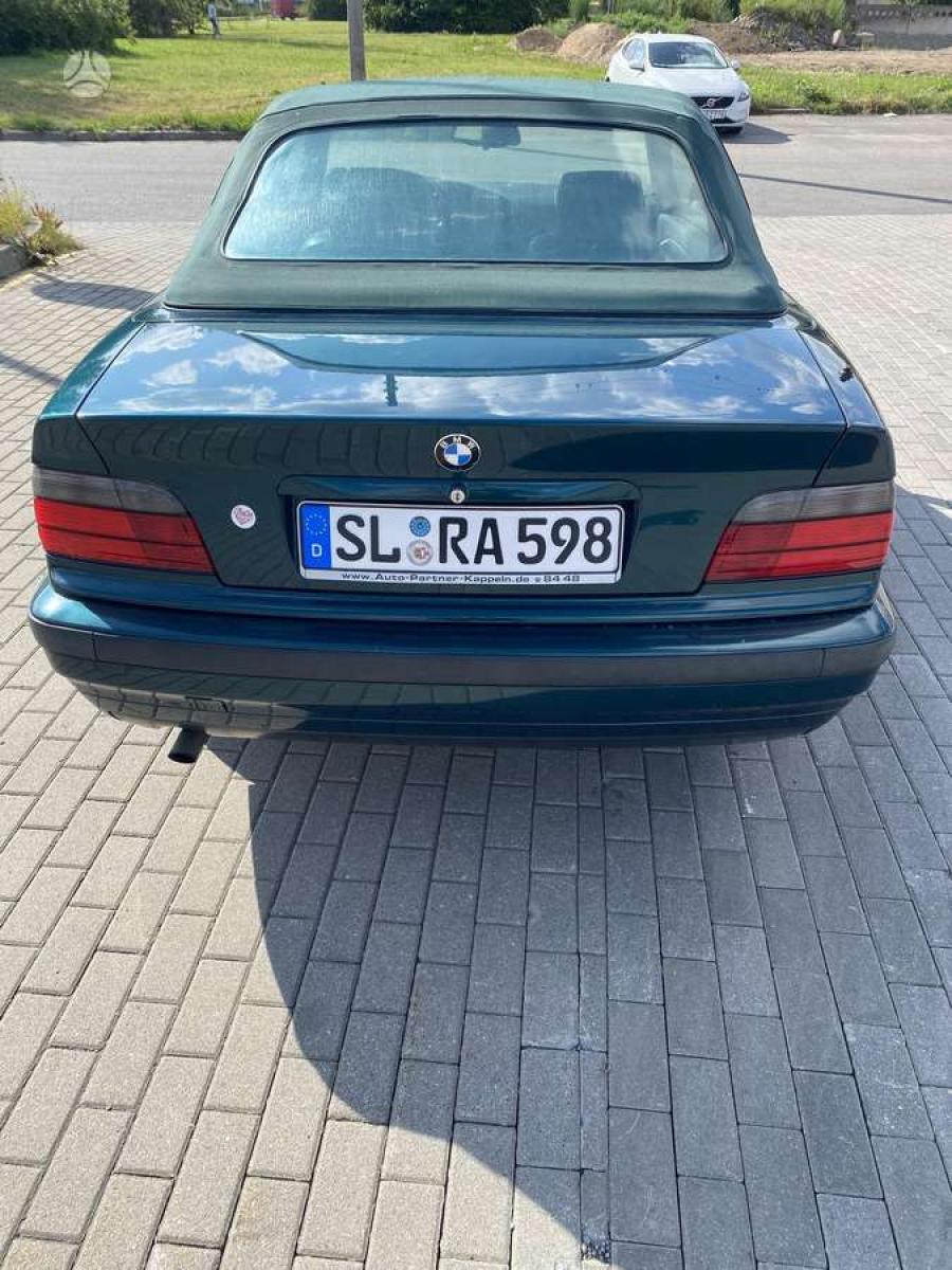 Green BMW 318 1996 in Kaunas, with an engine capacity of 1.80 L and mileage of 266 thousand km for 2999 €, photo 9 on AUTOMOTO.COM.LV