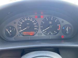 Green BMW 318 1996 in Kaunas, with an engine capacity of 1.80 L and mileage of 266 thousand km for 2999 €, photo 12 on AUTOMOTO.COM.LV