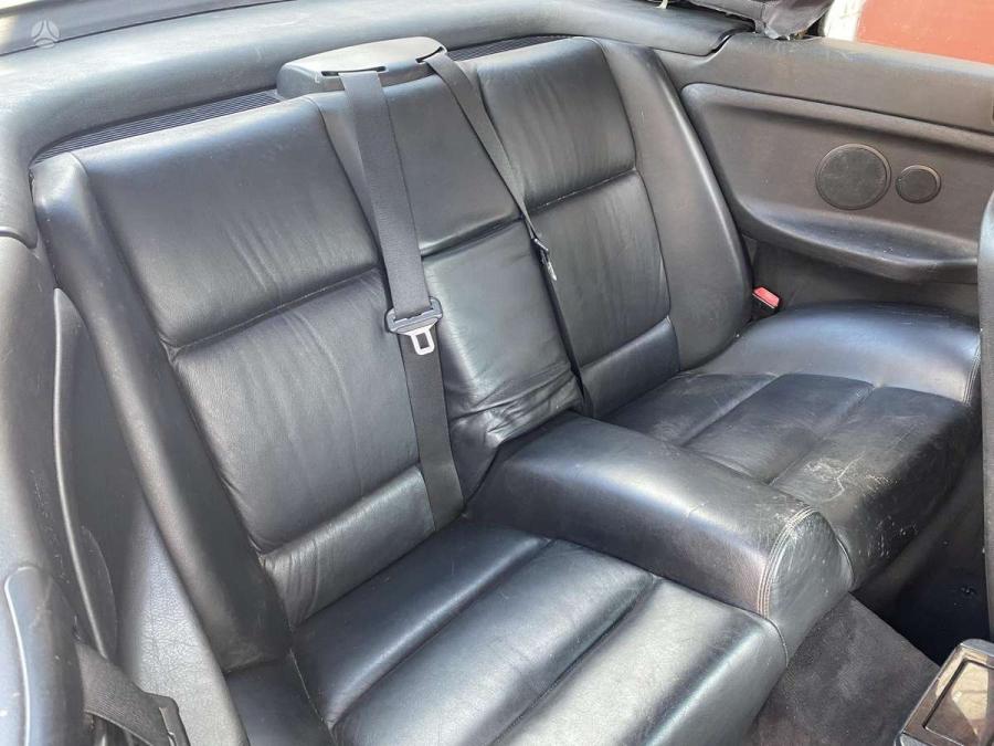 Green BMW 318 1996 in Kaunas, with an engine capacity of 1.80 L and mileage of 266 thousand km for 2999 €, photo 15 on AUTOMOTO.COM.LV
