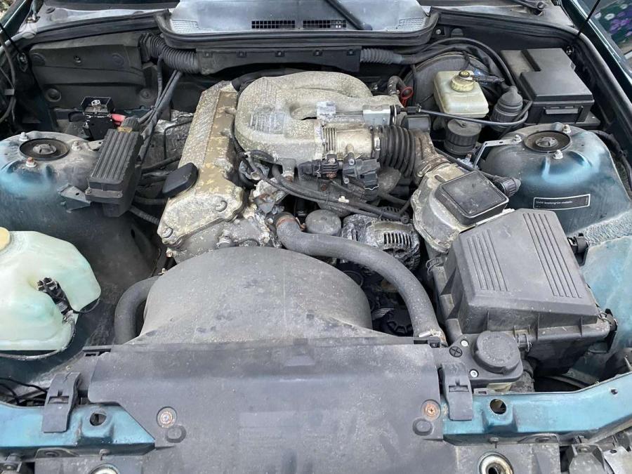 Green BMW 318 1996 in Kaunas, with an engine capacity of 1.80 L and mileage of 266 thousand km for 2999 €, photo 31 on AUTOMOTO.COM.LV