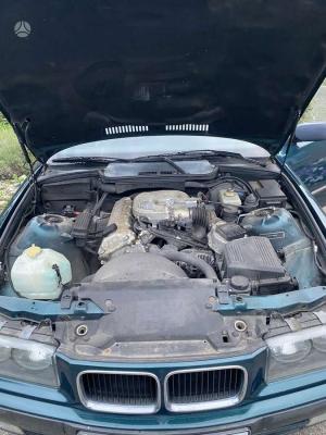 Green BMW 318 1996 in Kaunas, with an engine capacity of 1.80 L and mileage of 266 thousand km for 2999 €, photo 34 on AUTOMOTO.COM.LV