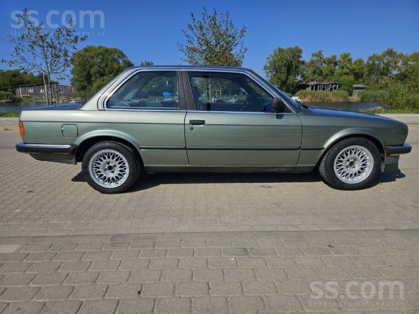 Zaļš BMW 318 1986 Liepāja, ar dzinēja tilpumu 1.80 L un nobraukumu 0 tūkst. km par 7500 €, foto 5 vietnē AUTOMOTO.COM.LV