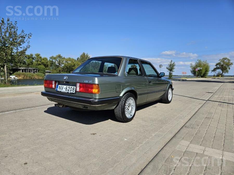 Зеленый БМВ 318 1986 в Лиепая, объемом двигателя 1.80 л и пробегом 0 тыс. км за 7500 €, фото 7 на AUTOMOTO.COM.LV