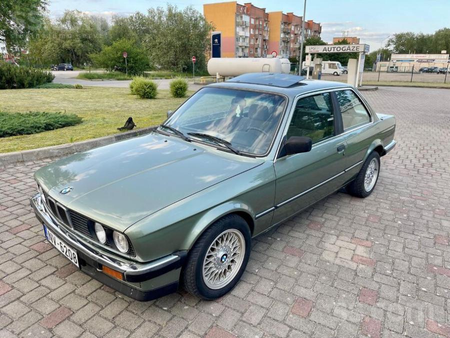 Зеленый БМВ 318 1986 в Лиепая, объемом двигателя 1.80 л и пробегом 0 тыс. км за 7500 €, фото 13 на AUTOMOTO.COM.LV