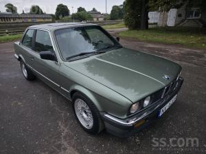 Green BMW 318 1986 in Liepaja, with an engine capacity of 1.80 L and mileage of 0 thousand km for 6500 €, photo 3 on AUTOMOTO.COM.LV