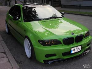 Green BMW 318 1999 in Pakruojis, with an engine capacity of 2.50 L and mileage of 262 thousand km for 5000 €, photo 3 on AUTOMOTO.COM.LV