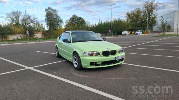 Green BMW 318 2000 in Jelgava, with an engine capacity of 1.90 L and mileage of 419 thousand km for 3000 €, photo 4 on AUTOMOTO.COM.LV